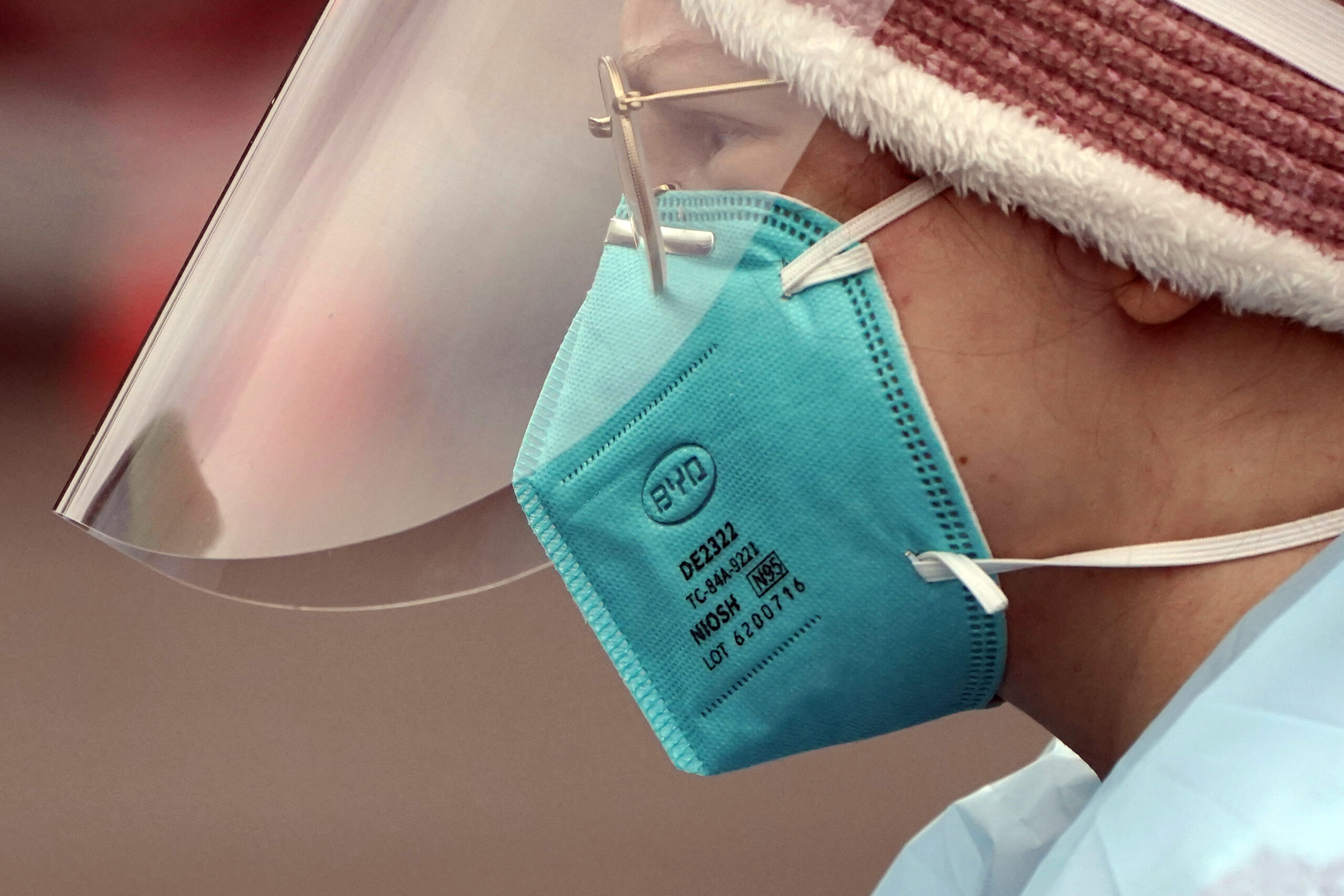 Use these tips to make your N95 masks fit better - Autism & Lasik ...